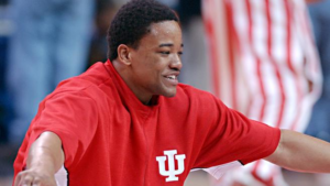 Former IU basketball star A.J. Moye: Bob Knight said a ‘giraffe could ...